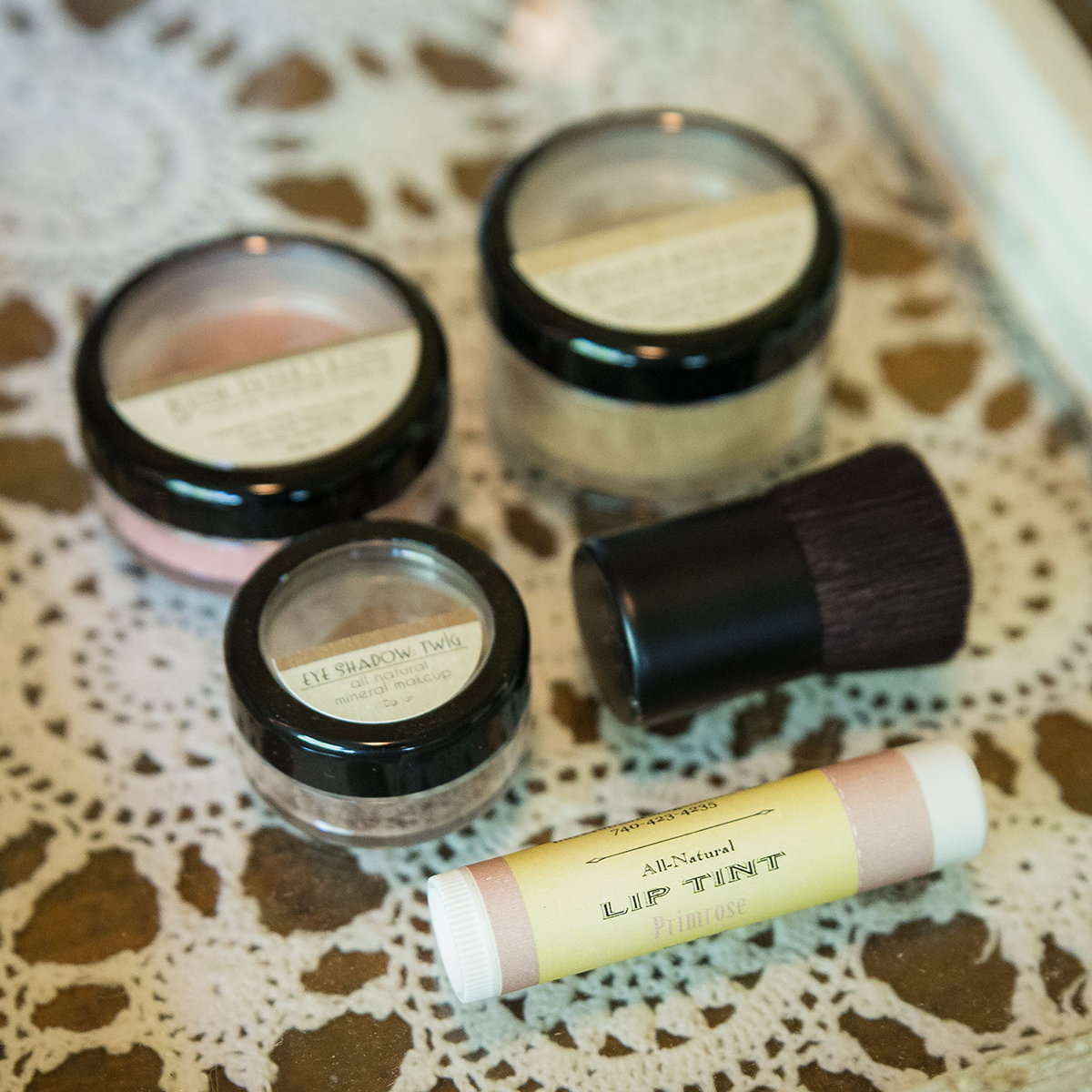 Makeup – Back to Basics Log Cabin